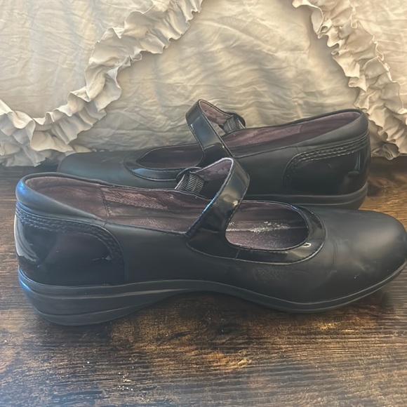 Dansko | Shoes | Dansko Size 4 Black Mary Jane Style | Poshmark